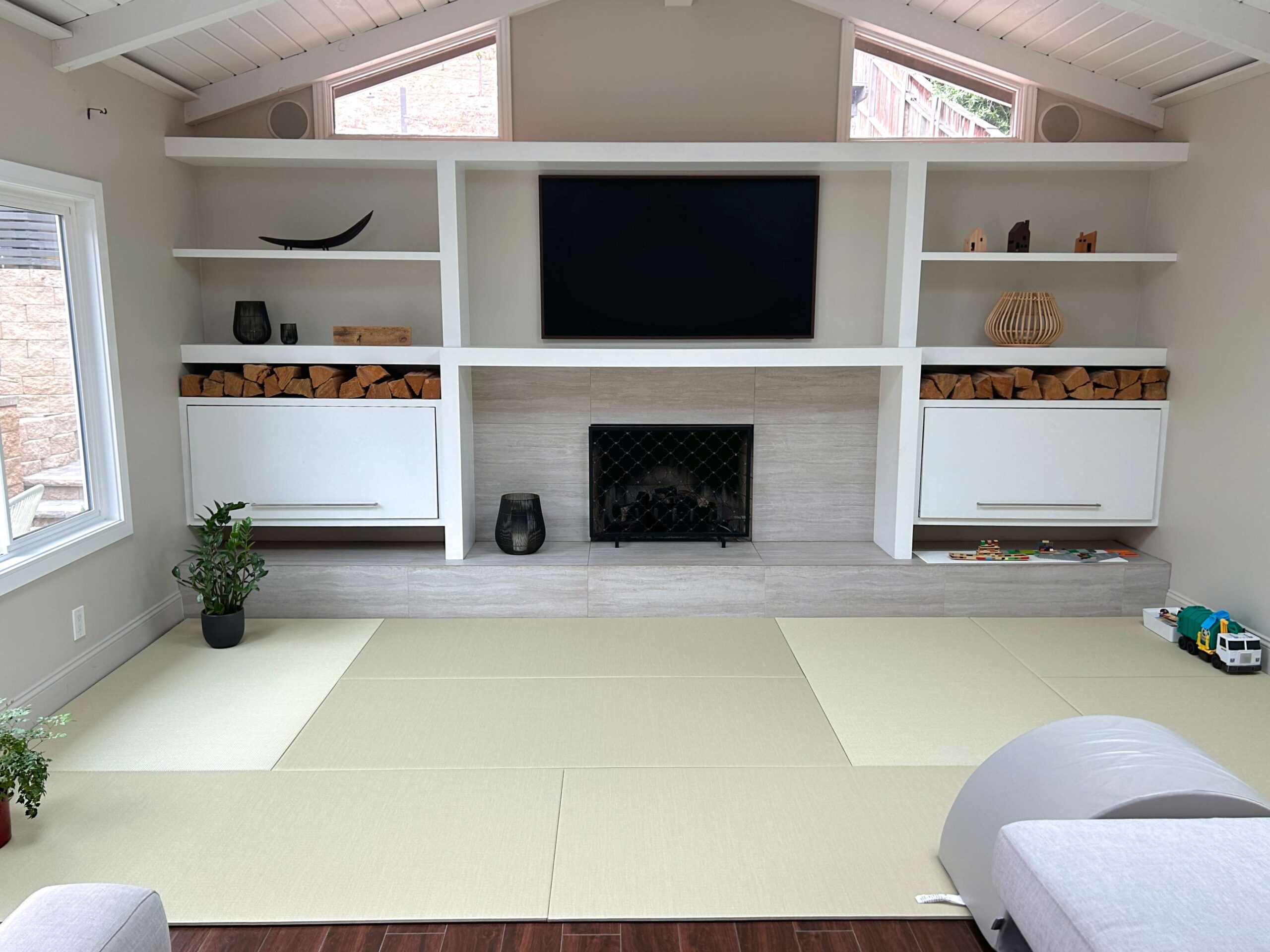 Perfect Fit: Custom-Sized Tatami for a Child's Room - Japanese Tatami Room